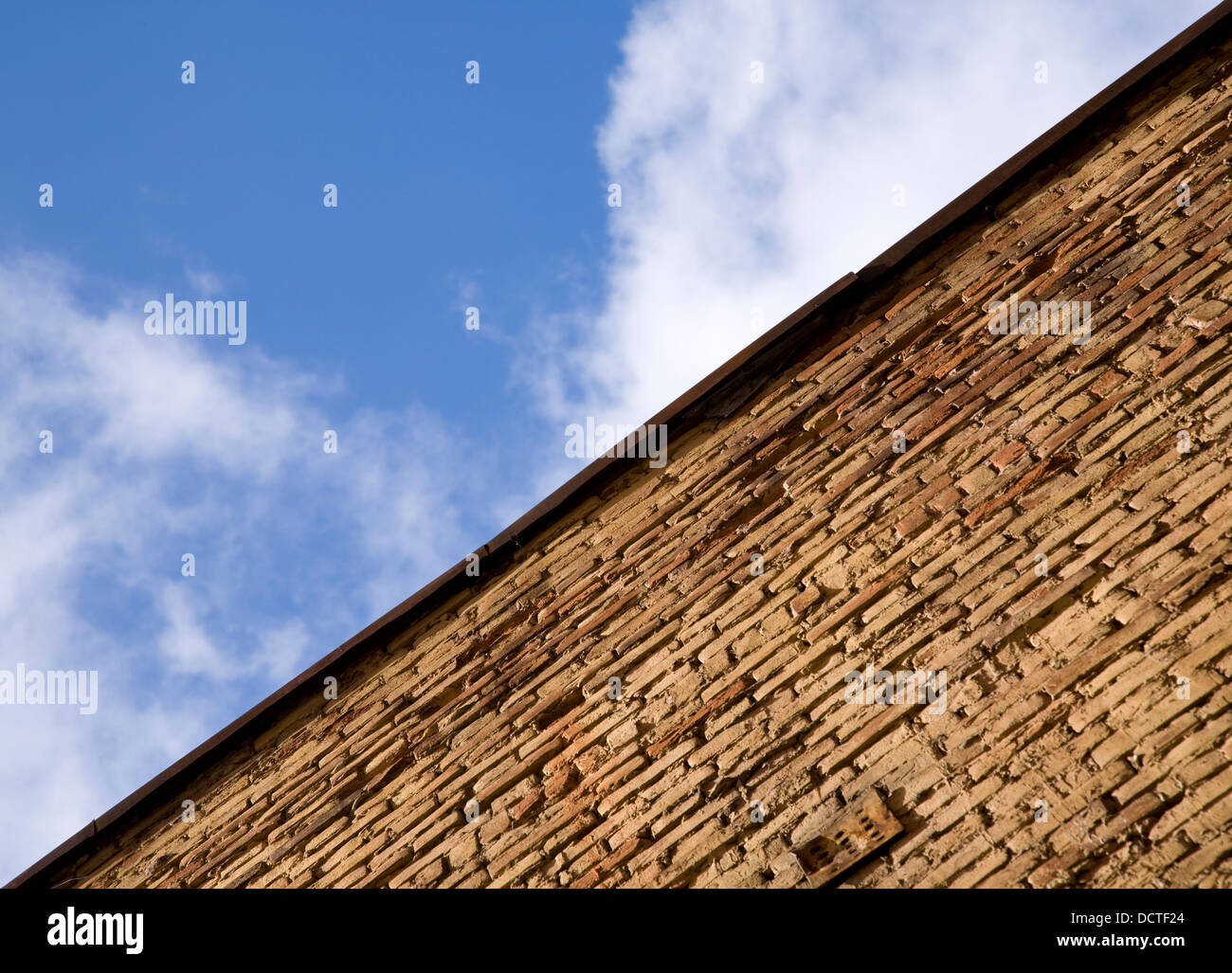 Urban bricks hi-res stock photography and images - Alamy