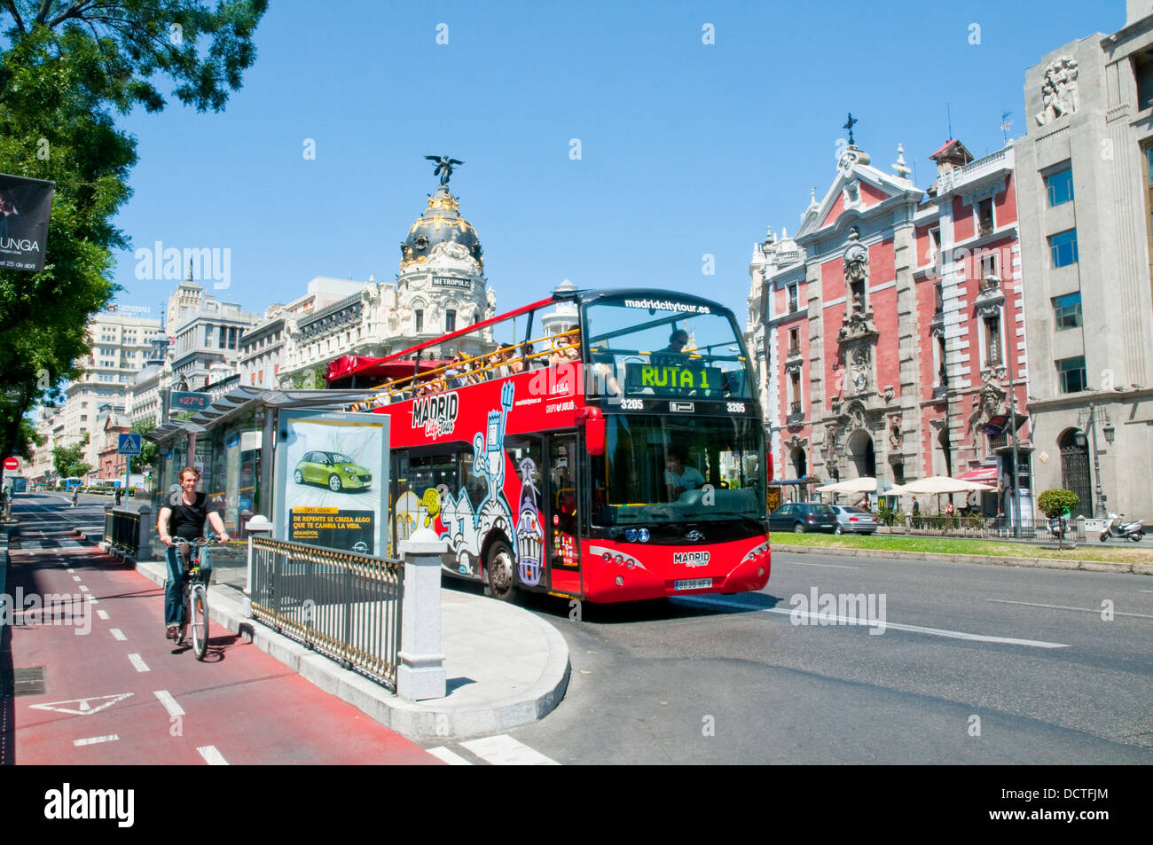 Bus turistico turistico hi-res stock photography and images - Alamy