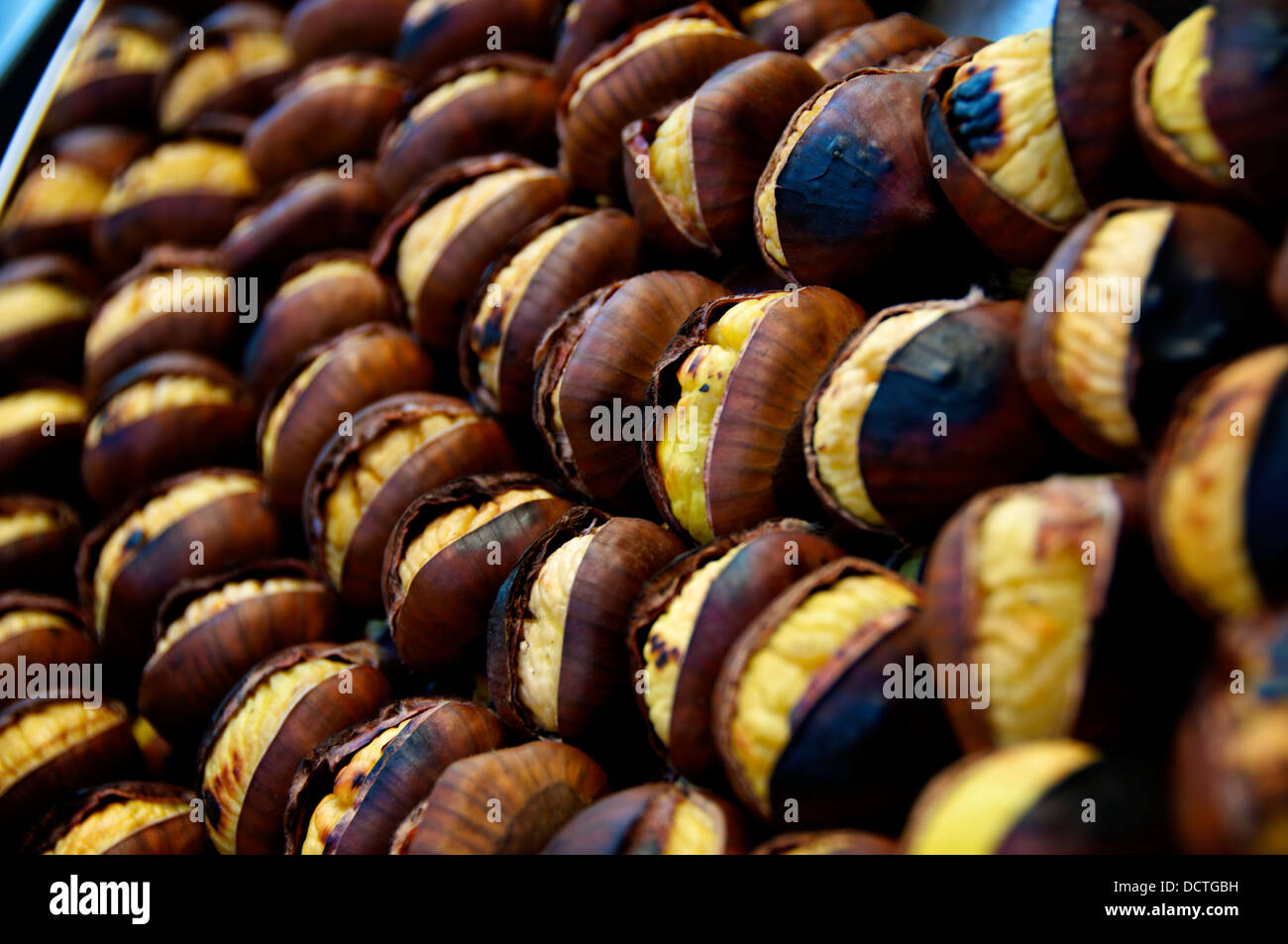 Delicious roasted chestnuts Stock Photo - Alamy