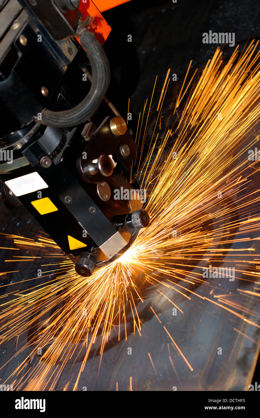 Industrial laser hi-res stock photography and images - Alamy