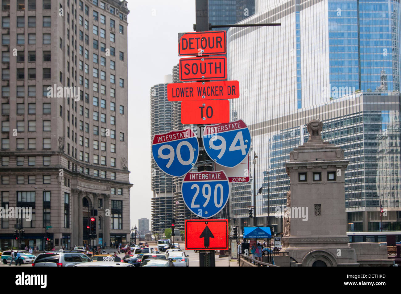 Detour and road signs in Chicago, USA Stock Photo - Alamy