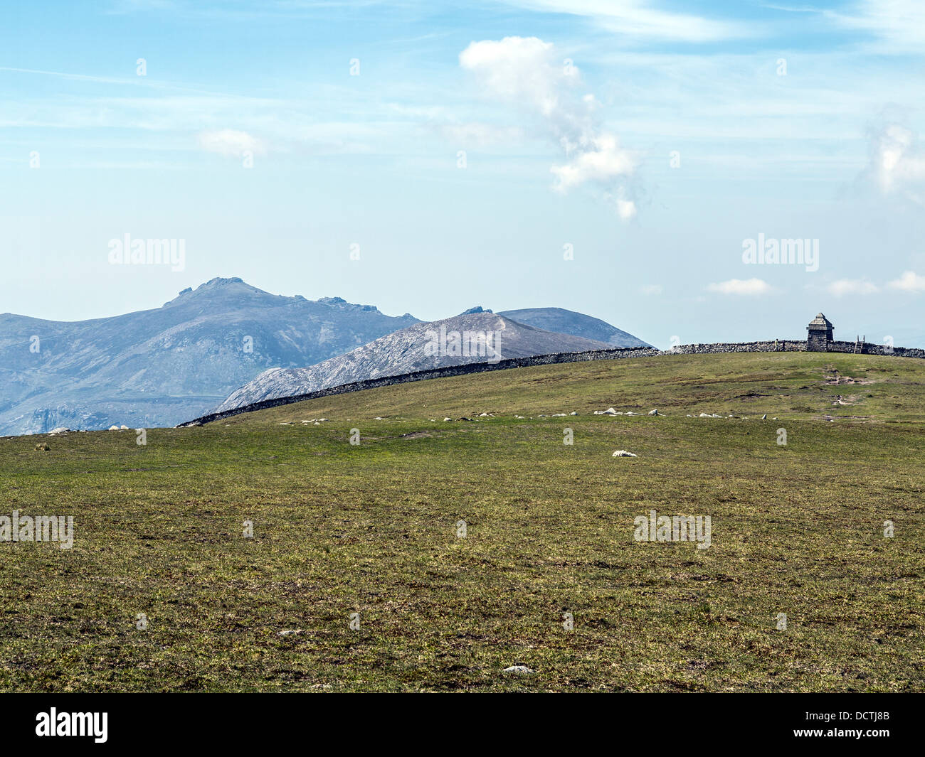 Slieve binnian hi-res stock photography and images - Alamy