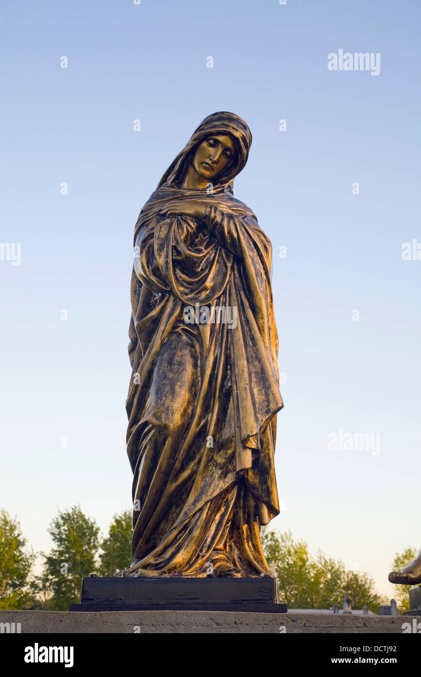Statue Of Mary Stock Photo - Alamy