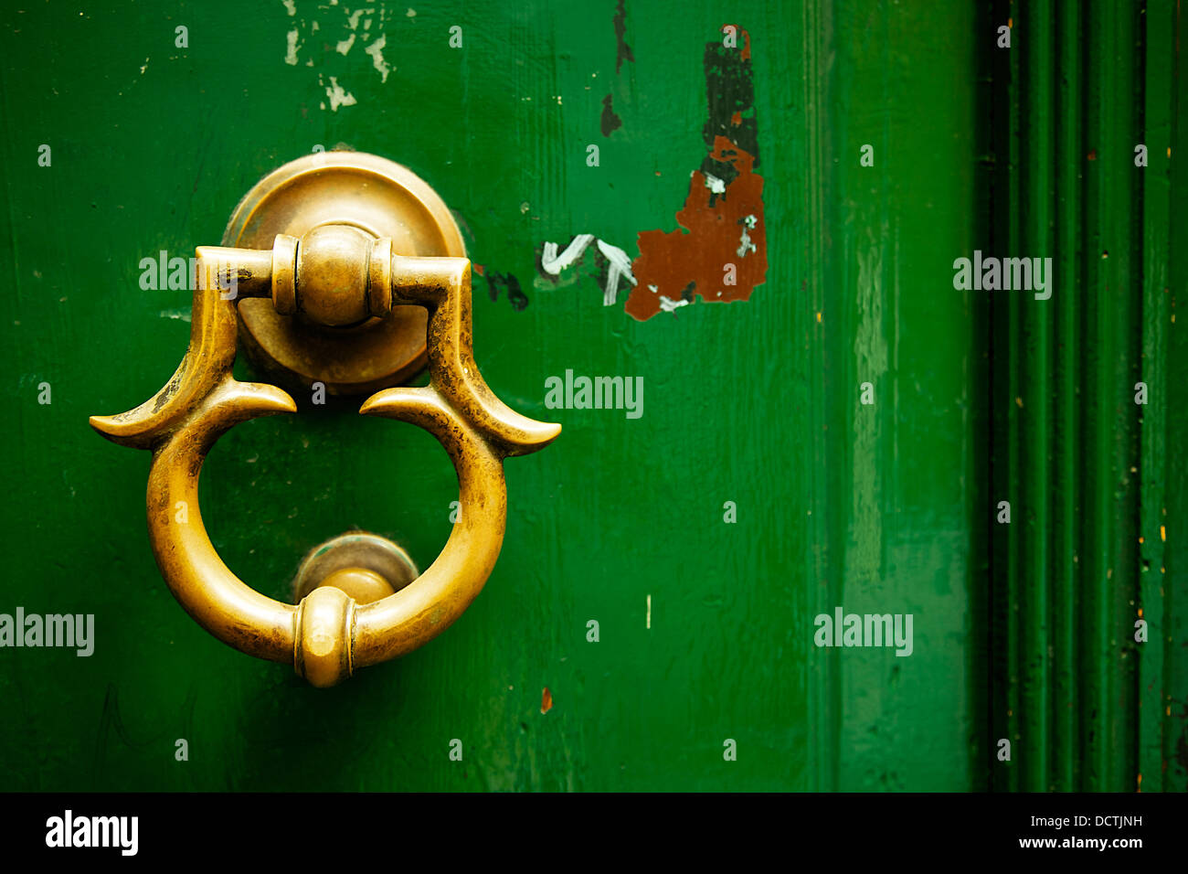Metal door knocker bolts hi-res stock photography and images - Alamy