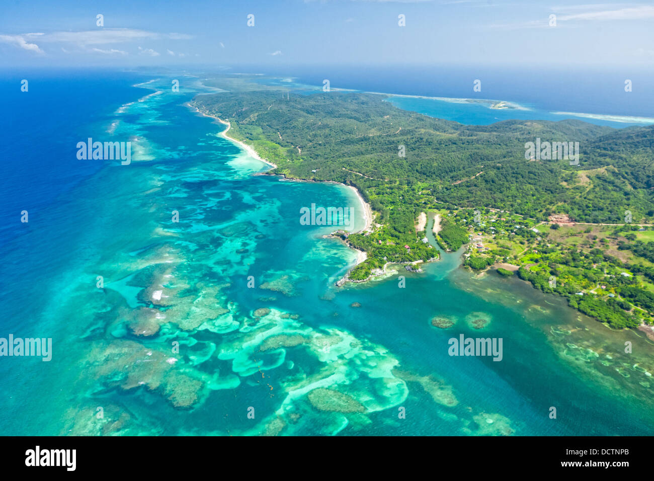 Aerial photo of Roatan Island, Paya Bay beach and coral reef Stock ...