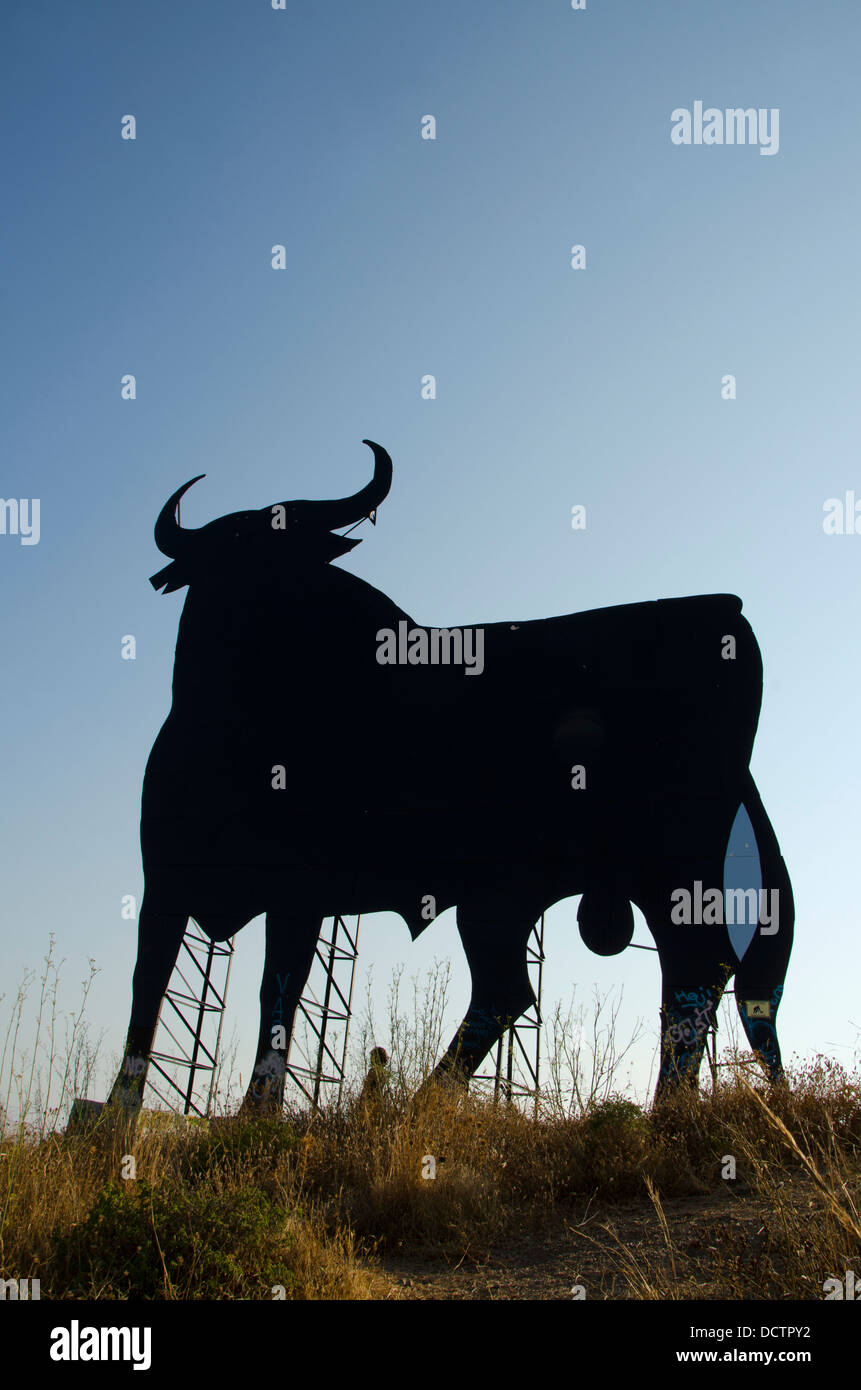 The Osborne bull has become a spanish landmark Stock Photo - Alamy