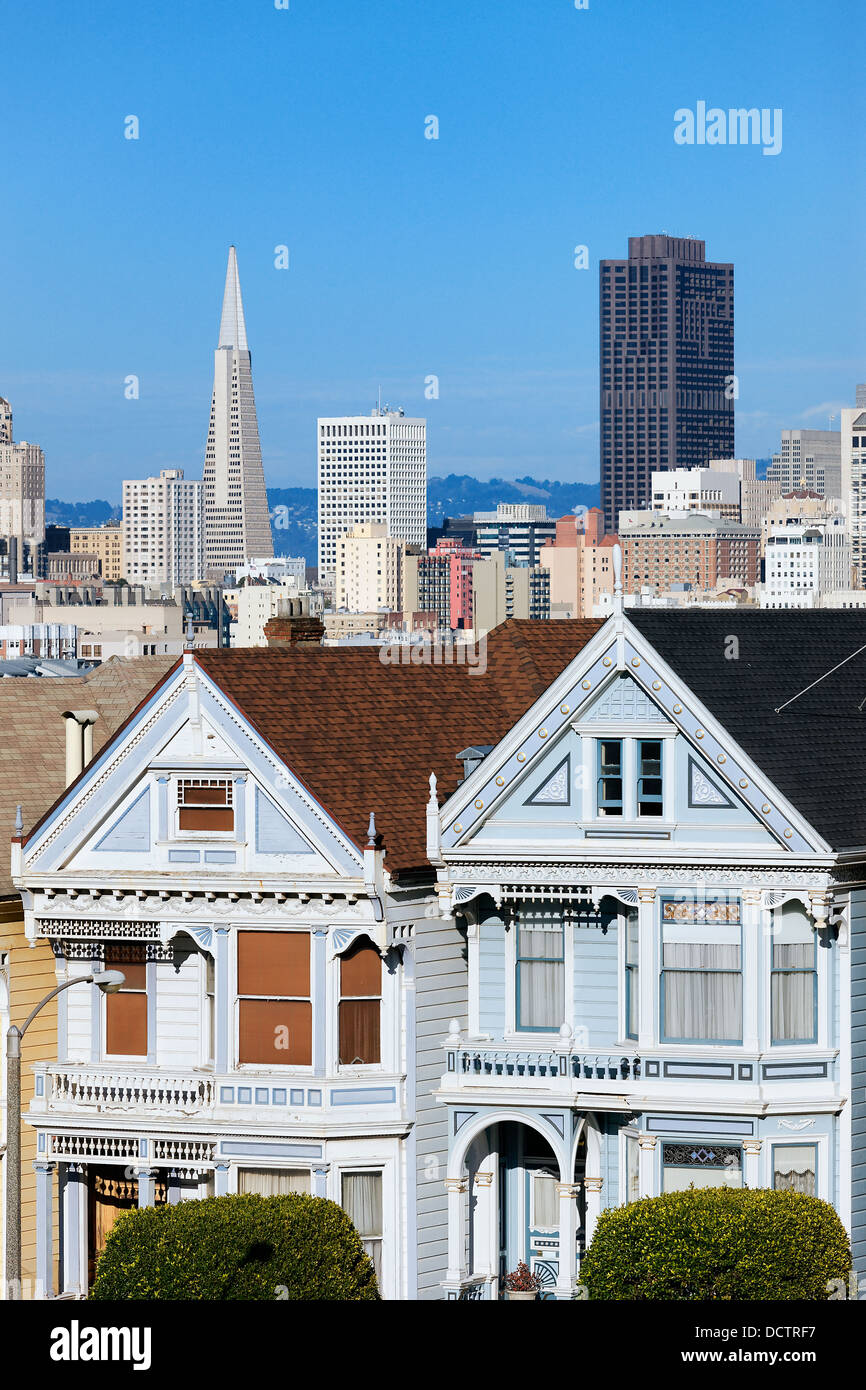 Square homes scenic view hi-res stock photography and images - Alamy