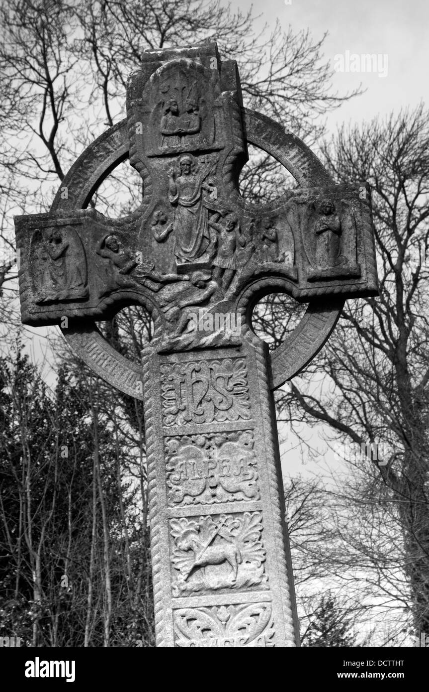 Gothic grave stone Stock Photo - Alamy