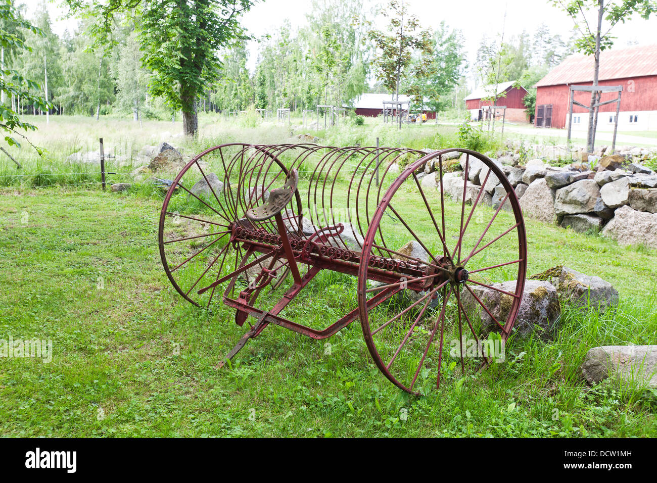 Vintage farm equipment hi-res stock photography and images - Alamy