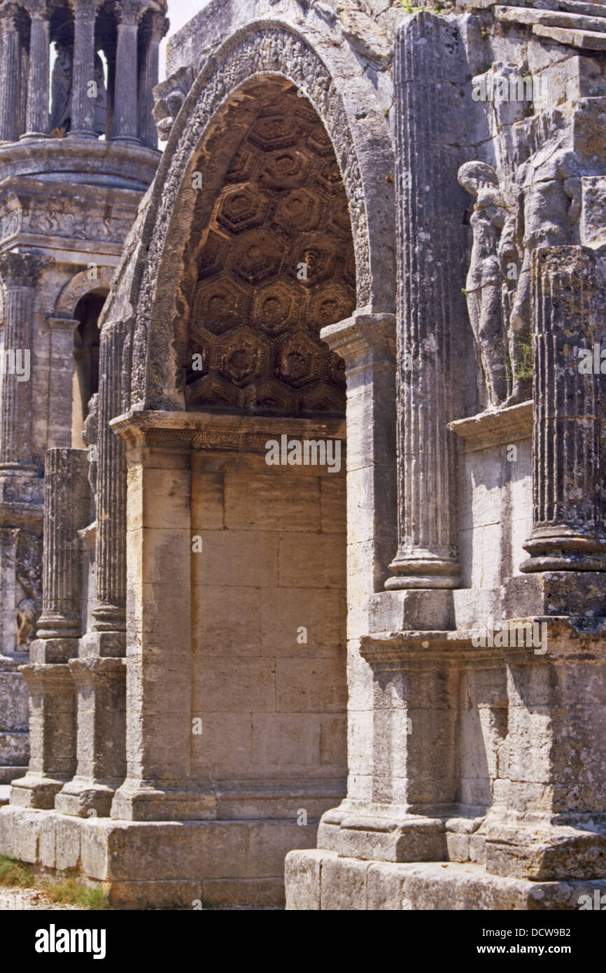 Glanum - Roman Arch and Mausoleum Stock Photo - Alamy