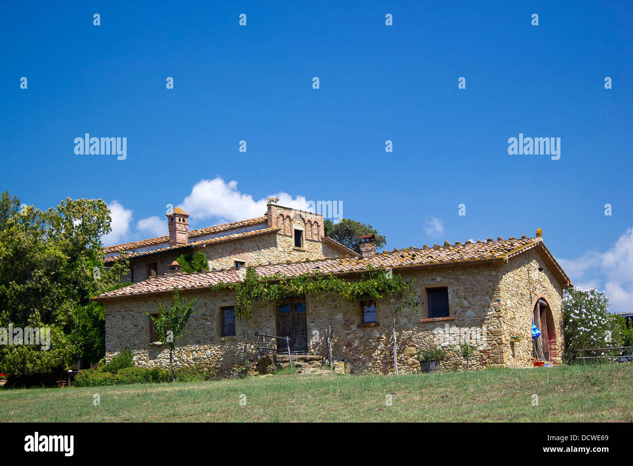 typical tuscan house Stock Photo - Alamy