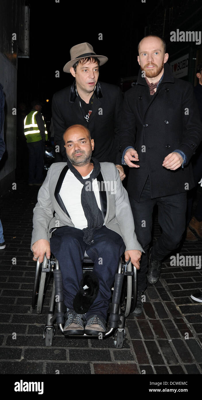 Jamie Hince and Ash Atalla at The Box Club, London, England - 23.11.11 ...