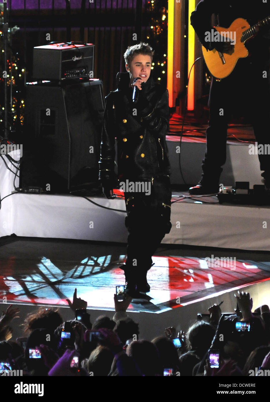 Justin Bieber performing during the taping of the Christmas Tree ...