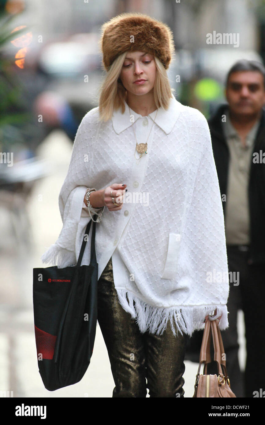 Fearne Cotton arriving at the BBC Radio 1 studios London, England - 24. ...