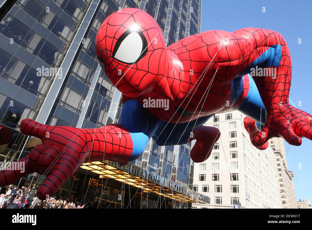 Spider man parade balloon hi-res stock photography and images - Alamy