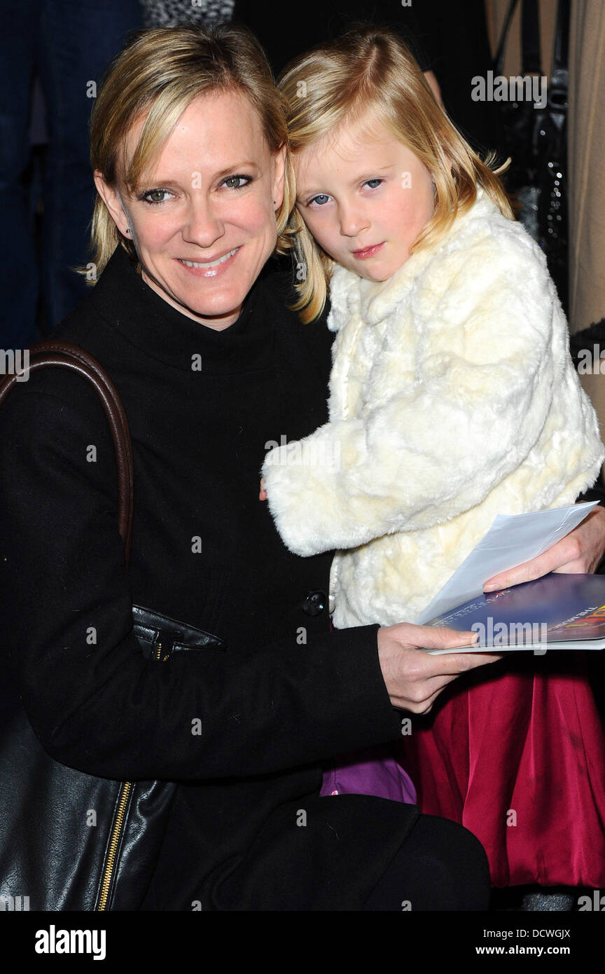 Hermione norris hi-res stock photography and images - Alamy