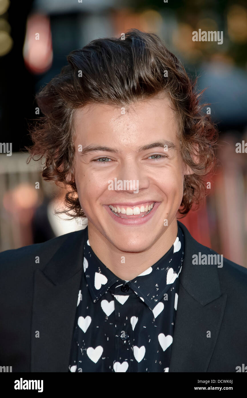 Harry Styles arrives for the UK Premiere of 'One Direction: This Is Us ...