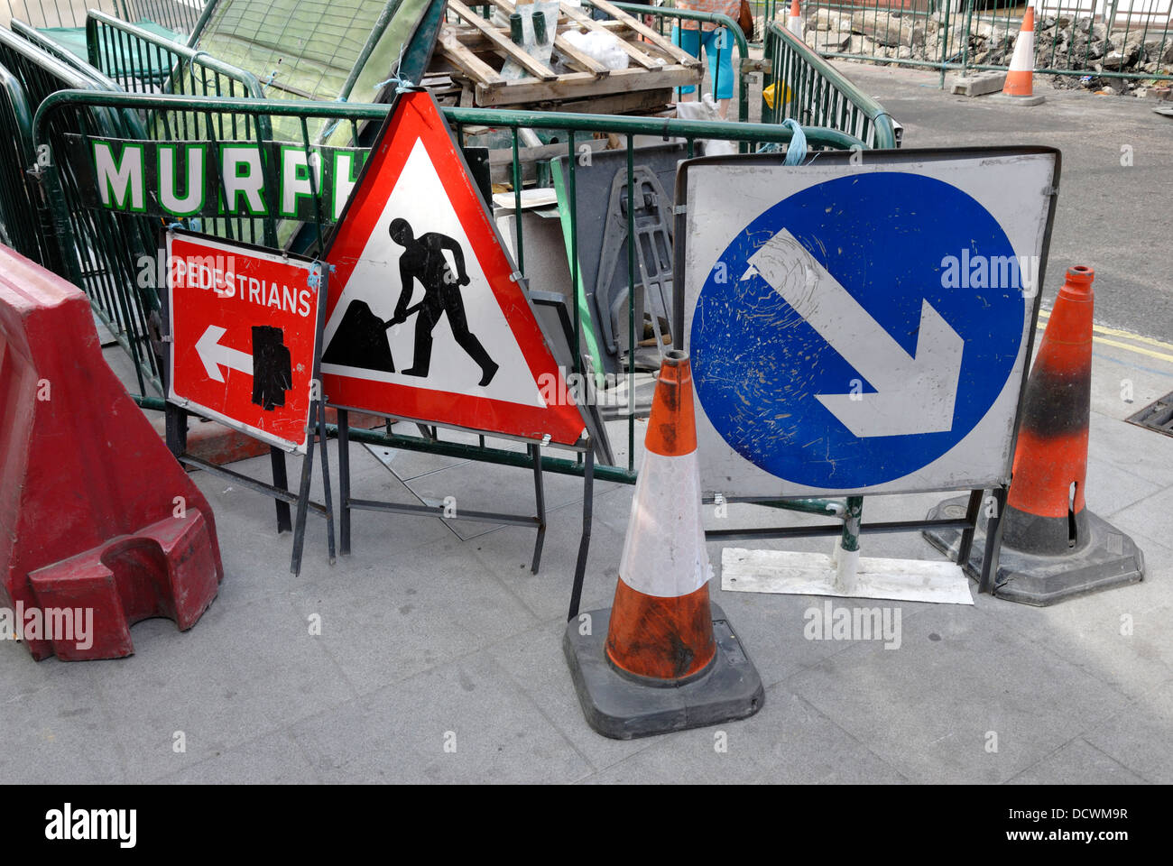 London, England, UK. Roadworks Stock Photo - Alamy
