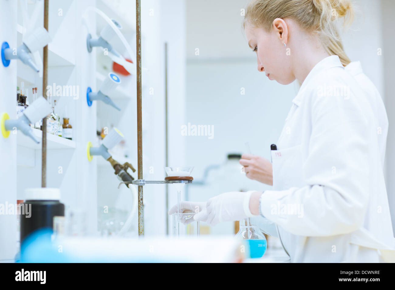 female researcher carrying out research in a chemical lab Stock Photo ...