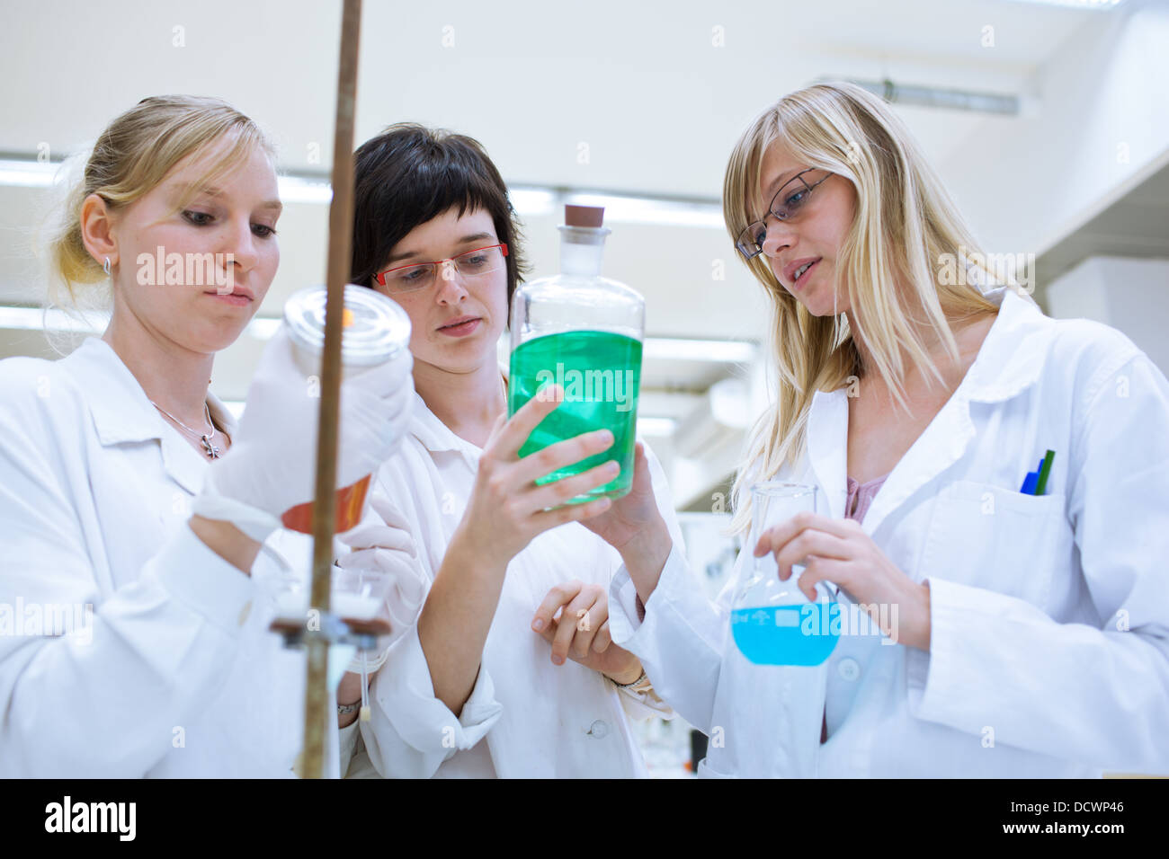 female researcher carrying out research in a chemical lab Stock Photo ...