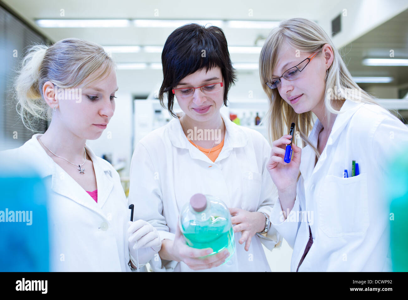 female researcher carrying out research in a chemical lab Stock Photo ...