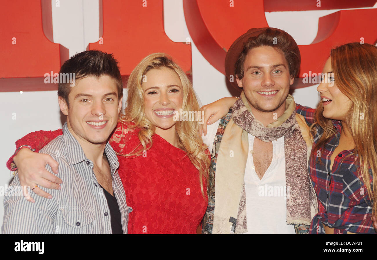 Scarlett bowman hi-res stock photography and images - Alamy