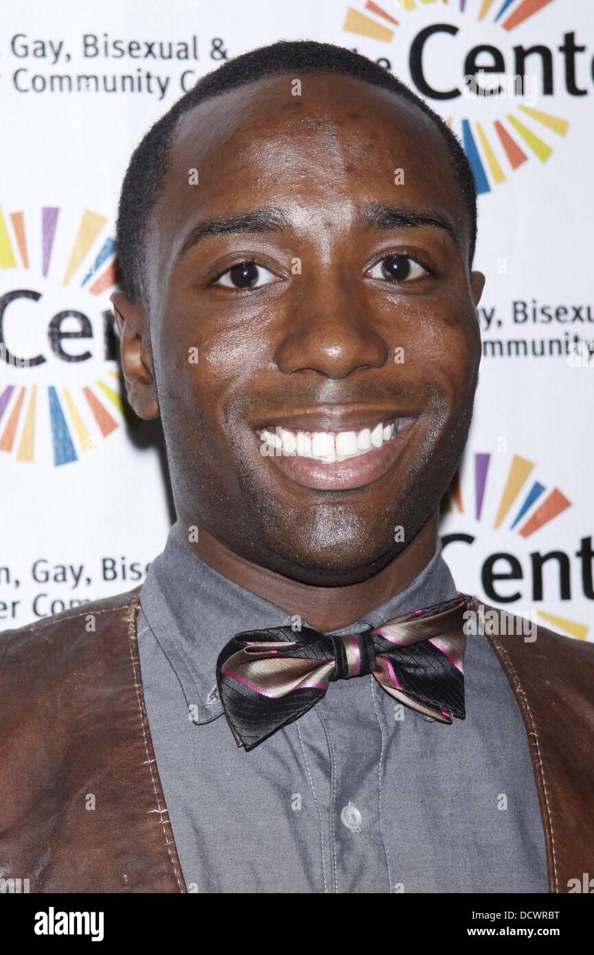 John edwards broadway sings pride hi-res stock photography and images ...