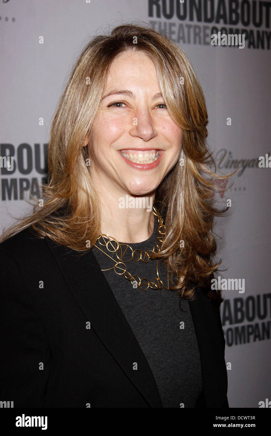 Amanda Wolf Concert gala and celebration of the musical 'She Loves Me ...