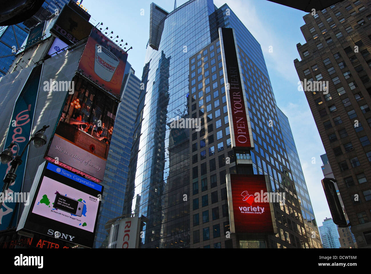 Advertising boards on Skyscrapers, Times Square, Manhattan, New York ...