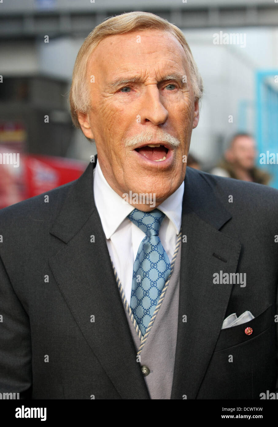 Bruce Forsyth outside the ITV studios London, England - 06.12.11 Stock ...