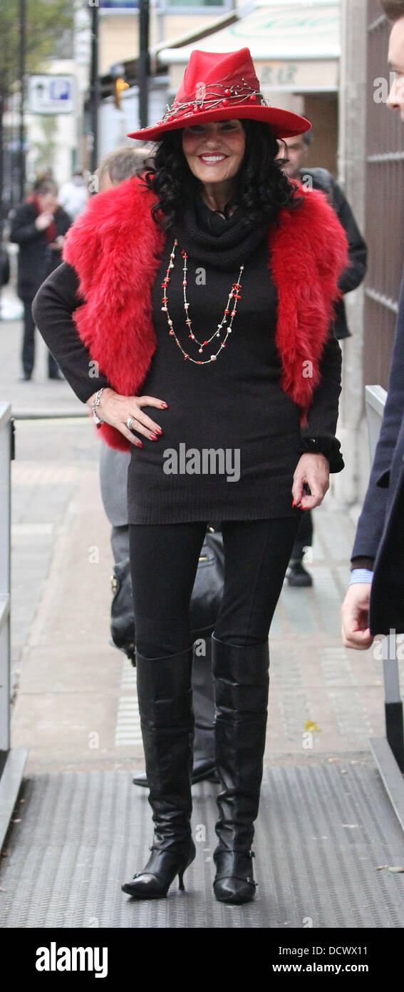 Hilary devey hi-res stock photography and images - Alamy