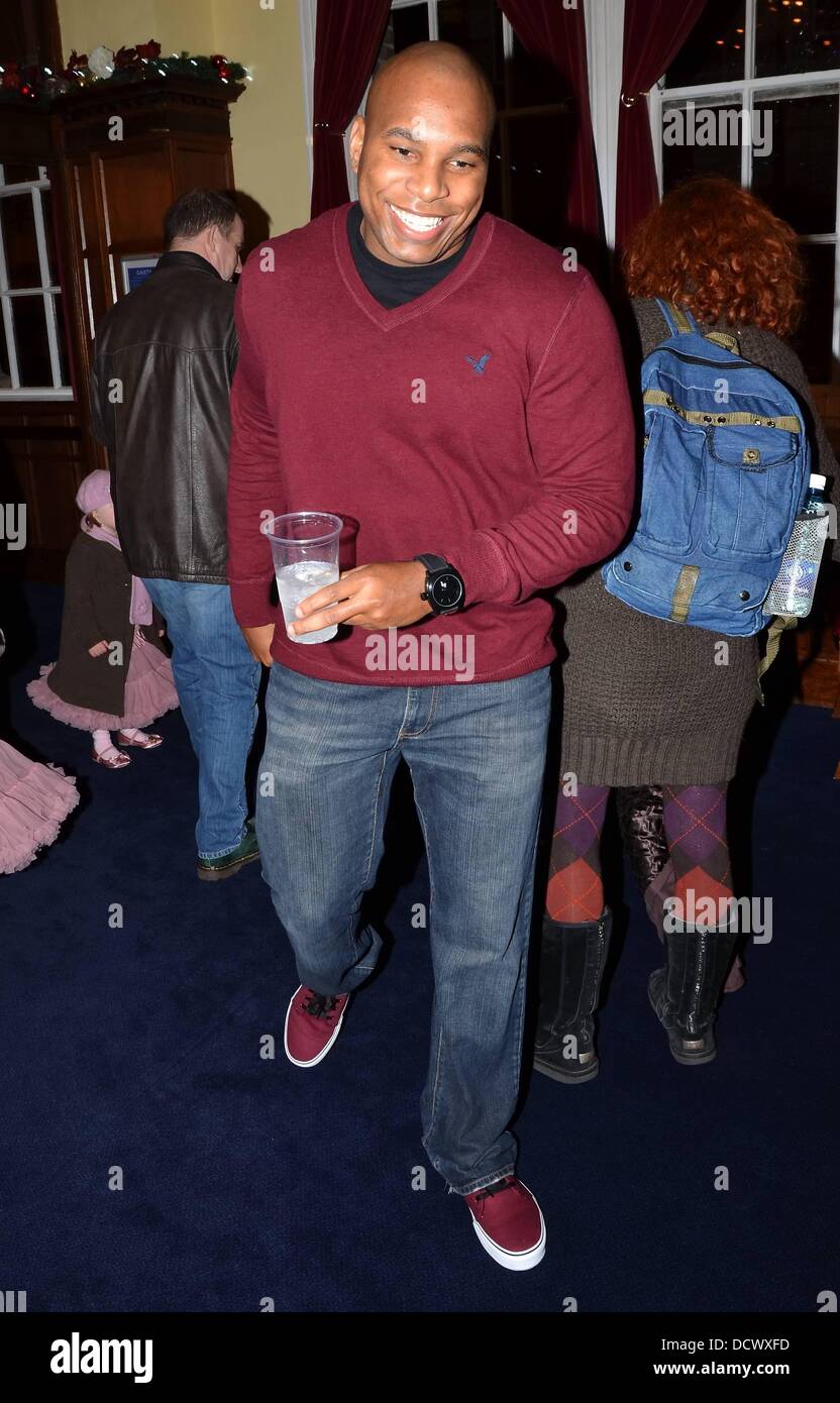 Torray Scales The opening night of Samantha Mumba's Christmas panto ...