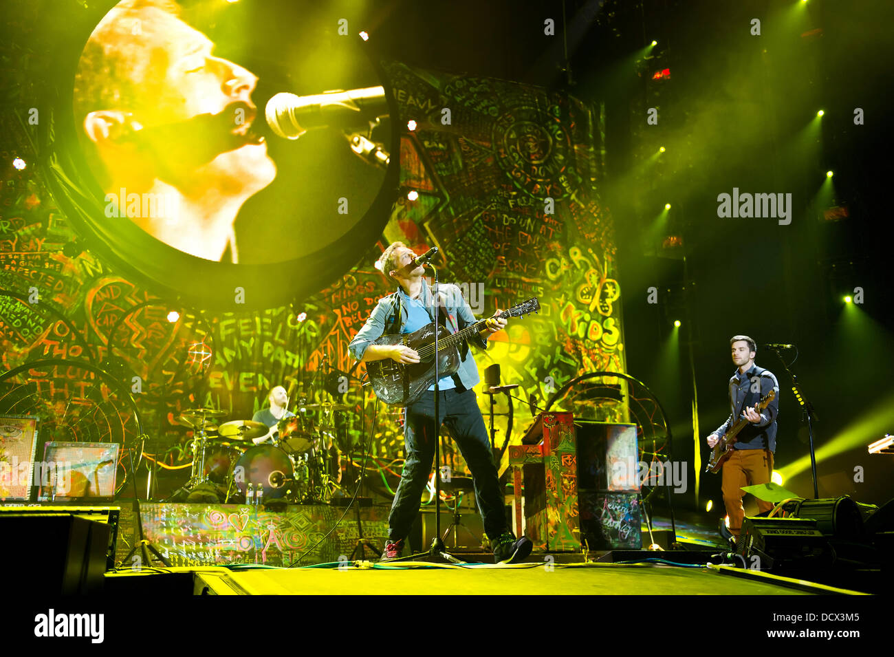 Coldplay performing live at the O2 in London London, England - 10.12.11 ...