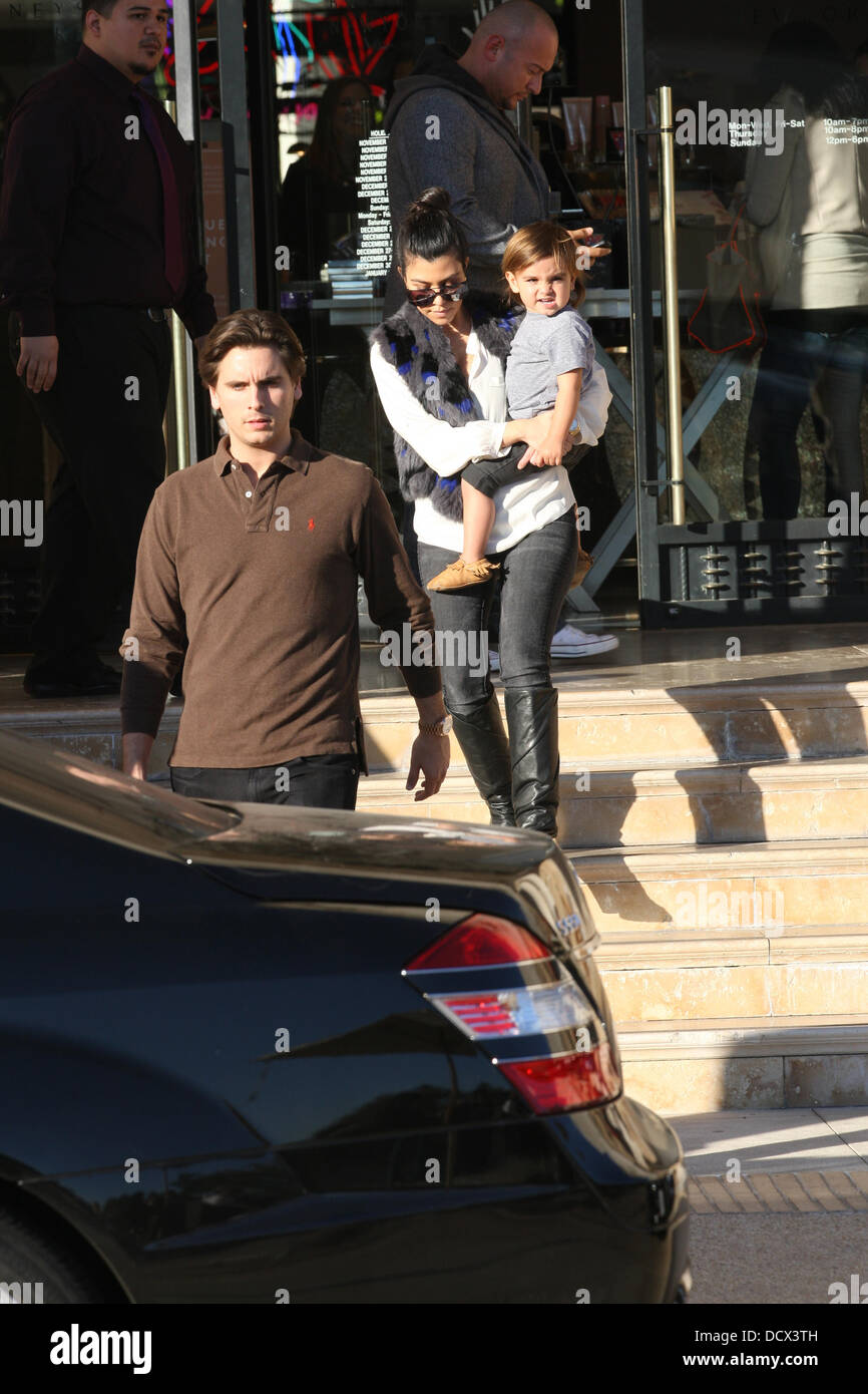 Kourtney Kardashian, Scott Disick and their son Mason exit Barney's New ...