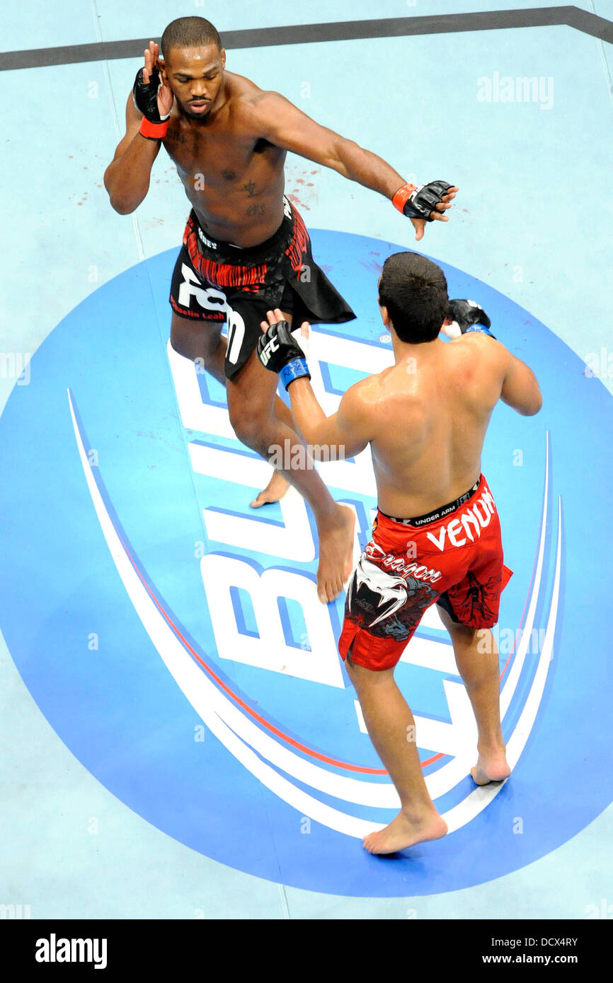 Lyoto machida ufc hi-res stock photography and images - Alamy