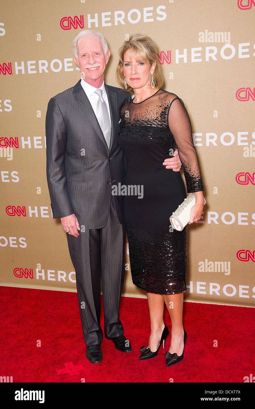 Chesley sullenberger at cnn heroes hi-res stock photography and images ...