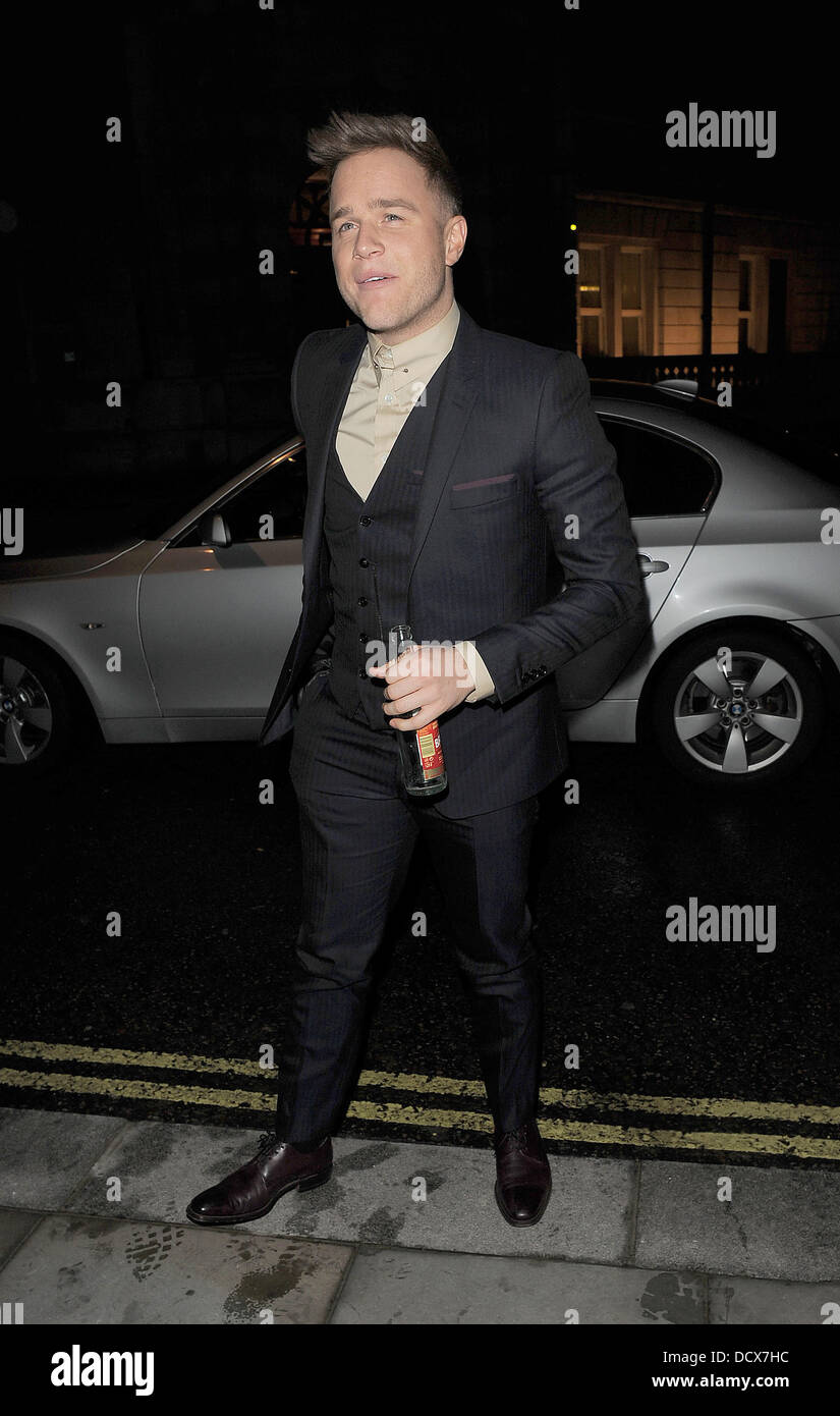 X Factor presenter Olly Murs arriving at a hotel. London, England - 12. ...