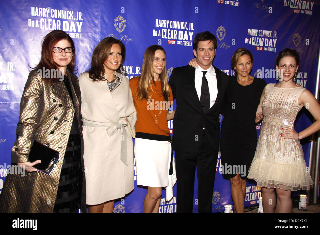 Debra Messing, Mariska Hargitay, Hilary Swank, Harry Connick, Jr., Jill ...