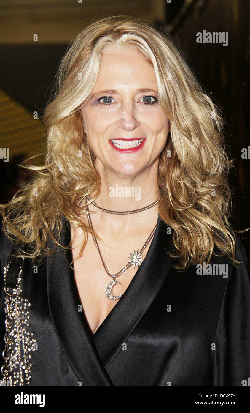 Nanette Lepore Jessica Biel hosts the 6th Annual Charity:Ball ...