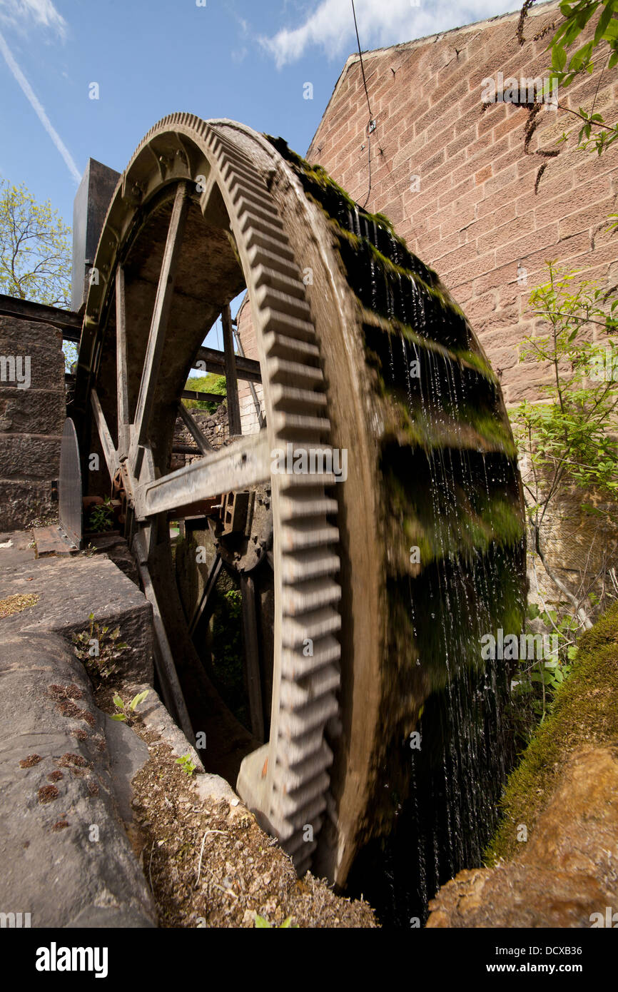 Mill wheel at Cromford, Derbyshire, UK Stock Photo - Alamy