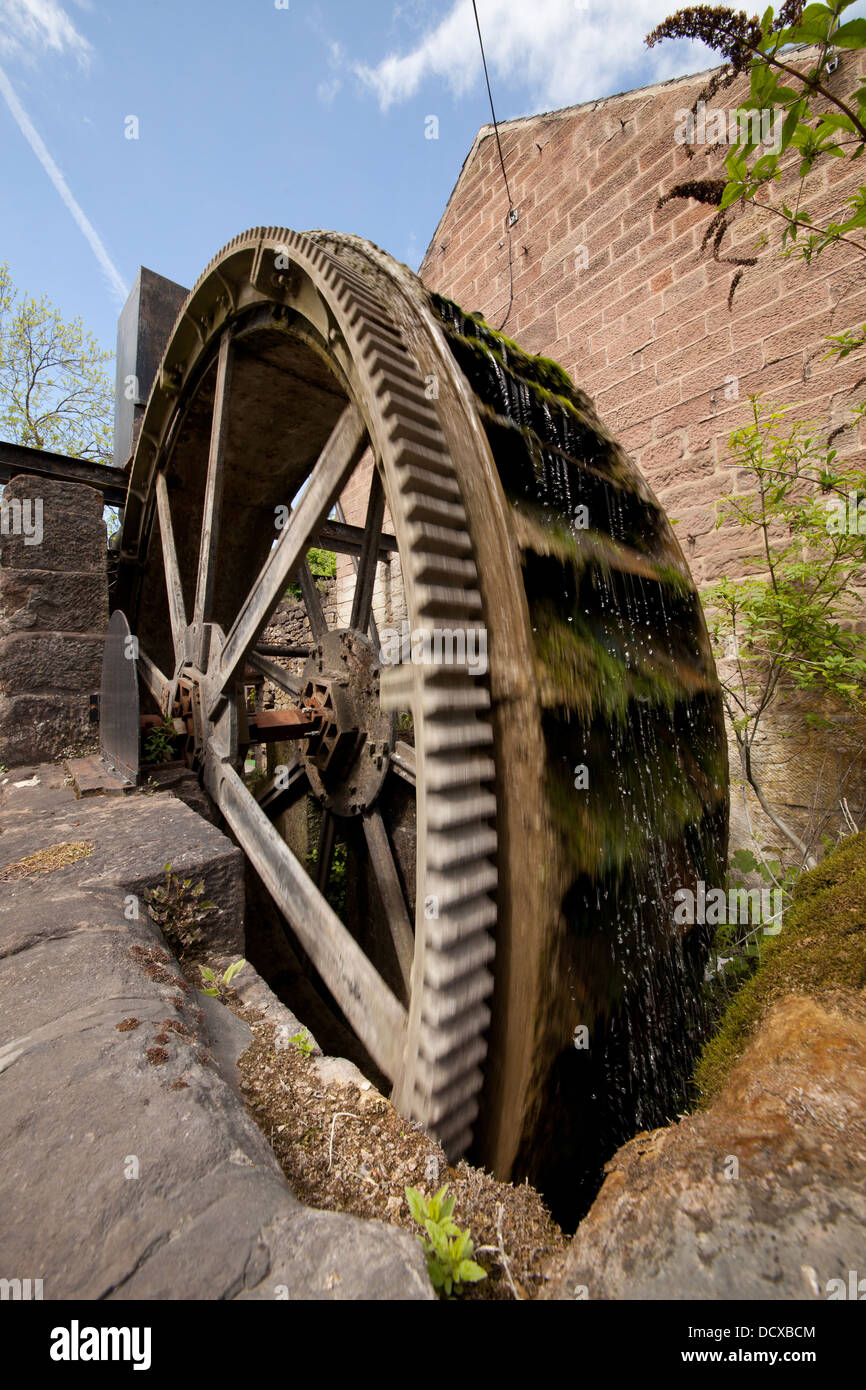 Mill wheel at Cromford, Derbyshire, UK Stock Photo - Alamy