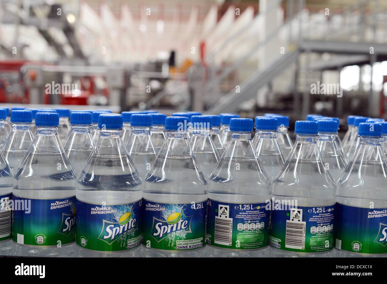 Coca cola bottle production line hi-res stock photography and images ...