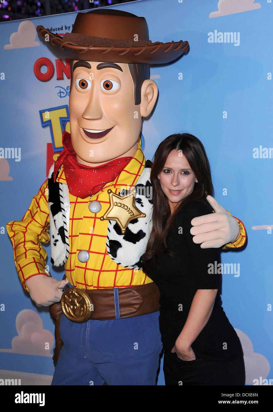 Jennifer Love Hewitt Disney On Ice presents Disney Pixar's "Toy Story 3 ...
