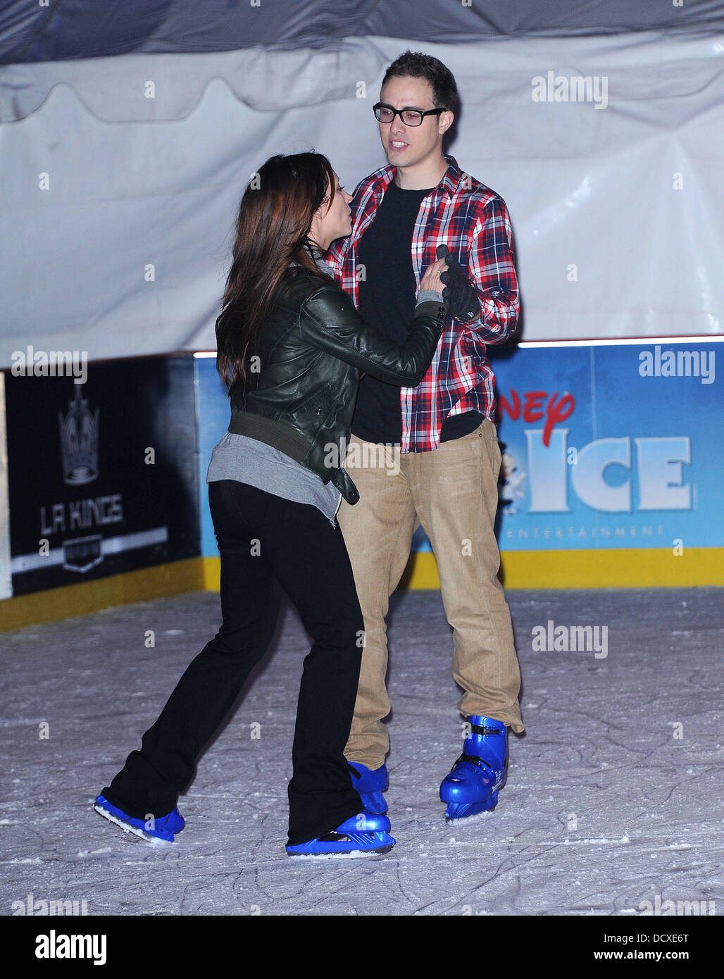 Jennifer Love Hewitt and Jarod Einsohn Disney On Ice presents Disney ...