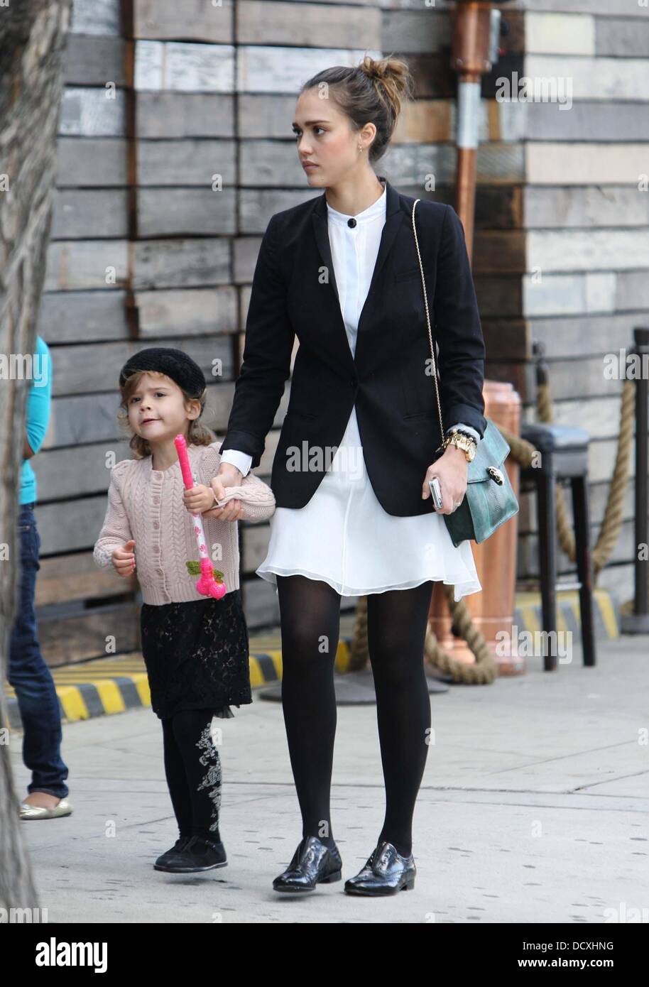 Jessica Alba and Honor Marie Warren on a family day out in Beverly ...