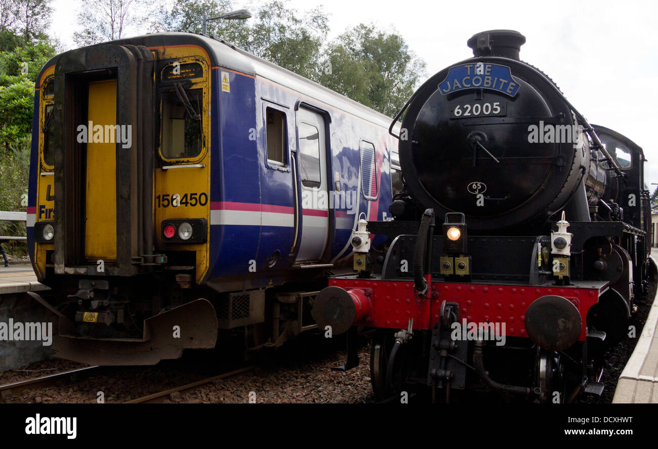 The Jacobite Steam Train at Glenfinnan Scotland UK Stock Photo - Alamy