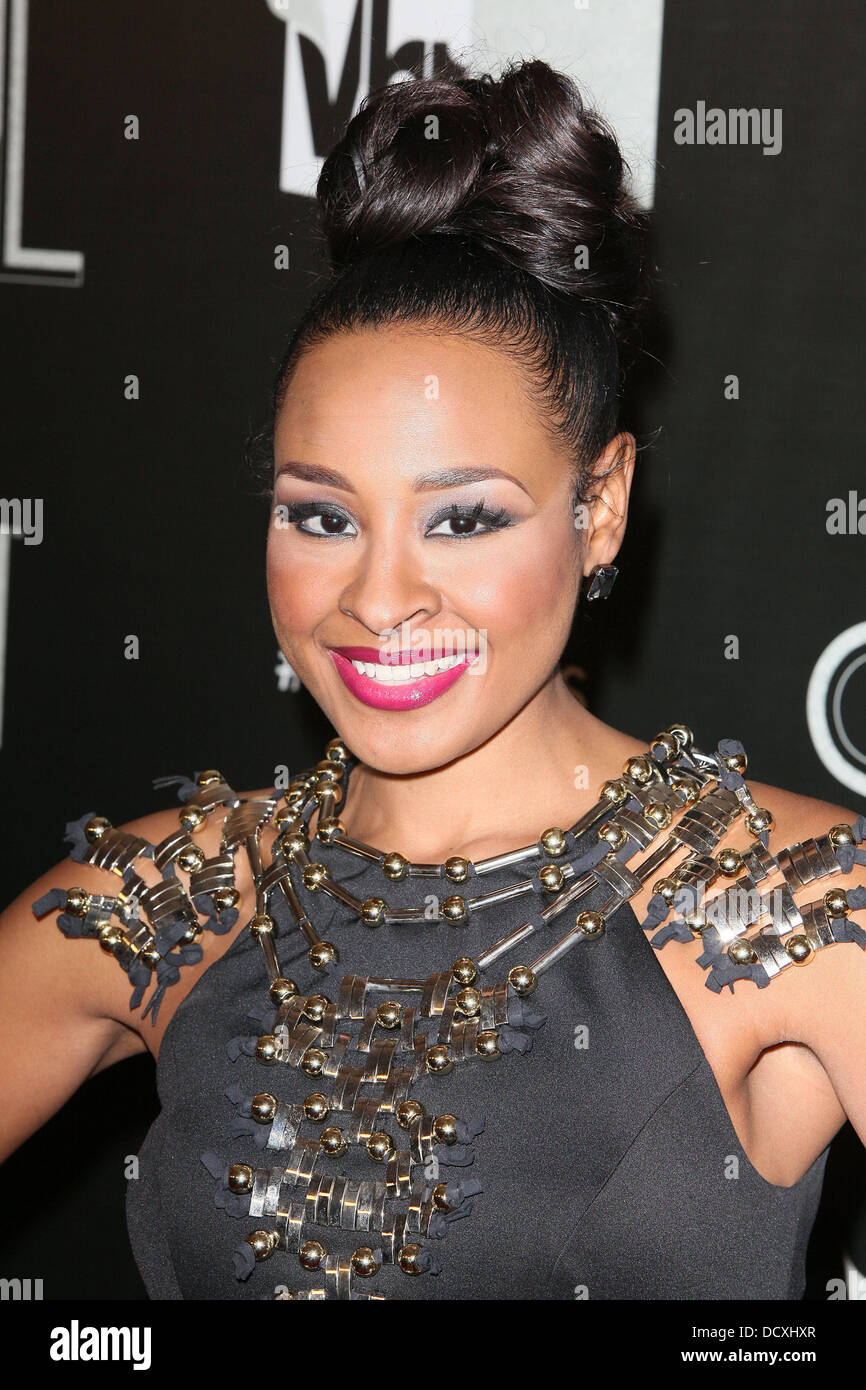 VH1 VJ, Janelle Snowden, at the VH1 Divas Celebrates Soul at ...