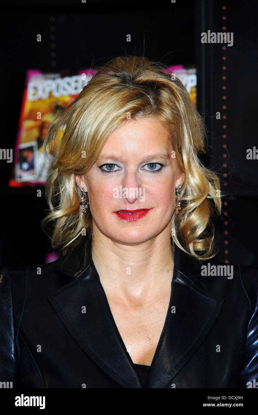 Alison jackson hi-res stock photography and images - Alamy