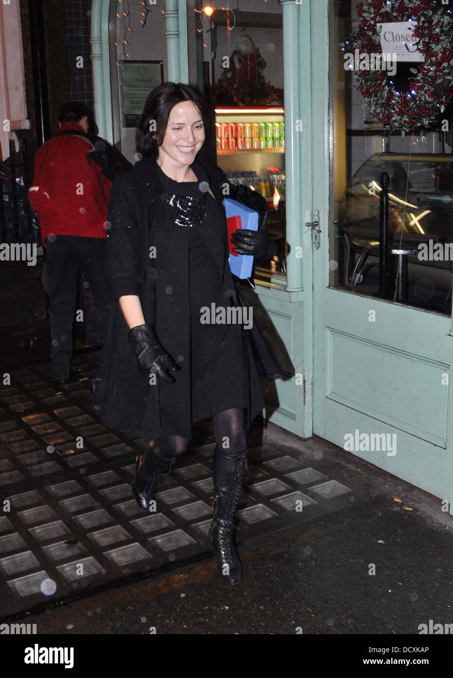 Child in spring ireland hi-res stock photography and images - Alamy