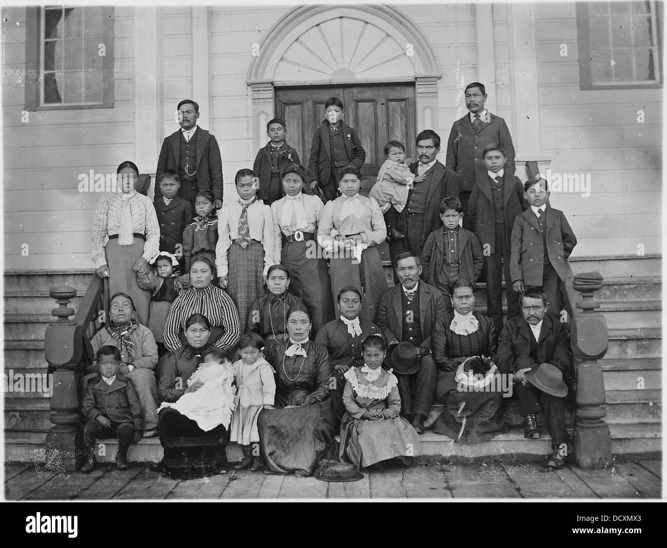 Congregation church standing hi-res stock photography and images - Alamy